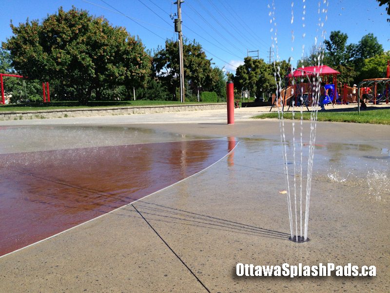 CENTERPOINTE PARK Splash Pad - Ottawa Splash Pads.ca